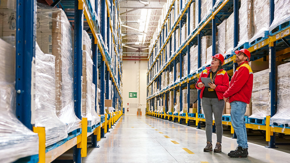 Inventory Management Strategies for Peak Season & Holiday | DHL Ireland